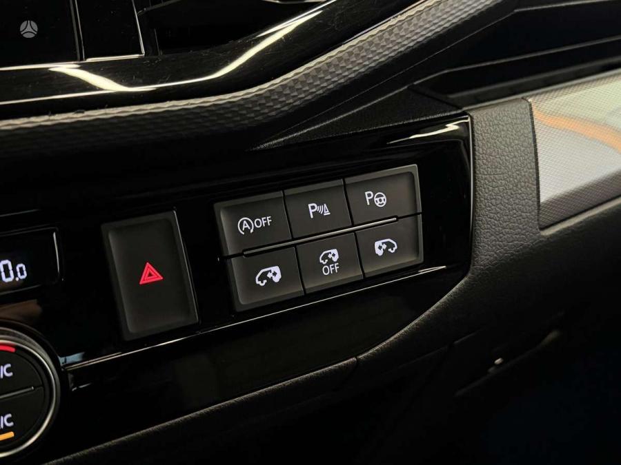 Melns Volkswagen Multivan 2020 Kauņa, ar dzinēja tilpumu 1.97 L un nobraukumu 233 tūkst. km par 29990 €, foto 23 vietnē AUTOMOTO.COM.LV