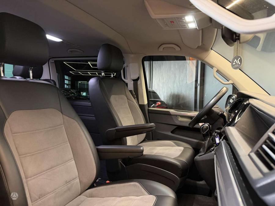Melns Volkswagen Multivan 2020 Kauņa, ar dzinēja tilpumu 1.97 L un nobraukumu 233 tūkst. km par 29990 €, foto 31 vietnē AUTOMOTO.COM.LV