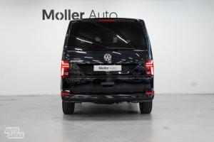 Melns Volkswagen Multivan 2021 Viļņa, ar dzinēja tilpumu 2.00 L un nobraukumu 173 tūkst. km par 29350 €, foto 7 vietnē AUTOMOTO.COM.LV
