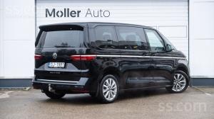 Melns Volkswagen Multivan 2023 Rīga, ar dzinēja tilpumu 2.00 L un nobraukumu 79 tūkst. km par 52950 €, foto 4 vietnē AUTOMOTO.COM.LV