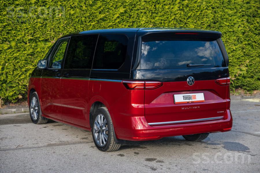 Melns Volkswagen Multivan 2024 Rīga, ar dzinēja tilpumu 1.40 L un nobraukumu 25 tūkst. km par 53500 €, foto 10 vietnē AUTOMOTO.COM.LV