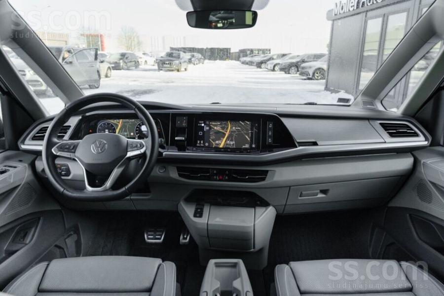 Melns Volkswagen Multivan 2024 Rīga, ar dzinēja tilpumu 2.00 L un nobraukumu 19 tūkst. km par 59900 €, foto 8 vietnē AUTOMOTO.COM.LV