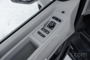 Melns Volkswagen Multivan 2024 Rīga, ar dzinēja tilpumu 2.00 L un nobraukumu 19 tūkst. km par 59900 €, foto 9 vietnē AUTOMOTO.COM.LV