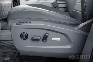 Melns Volkswagen Multivan 2024 Rīga, ar dzinēja tilpumu 2.00 L un nobraukumu 19 tūkst. km par 59900 €, foto 11 vietnē AUTOMOTO.COM.LV