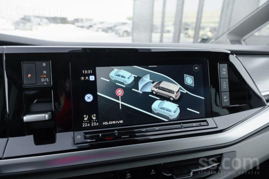 Melns Volkswagen Multivan 2024 Rīga, ar dzinēja tilpumu 2.00 L un nobraukumu 19 tūkst. km par 59900 €, foto 21 vietnē AUTOMOTO.COM.LV