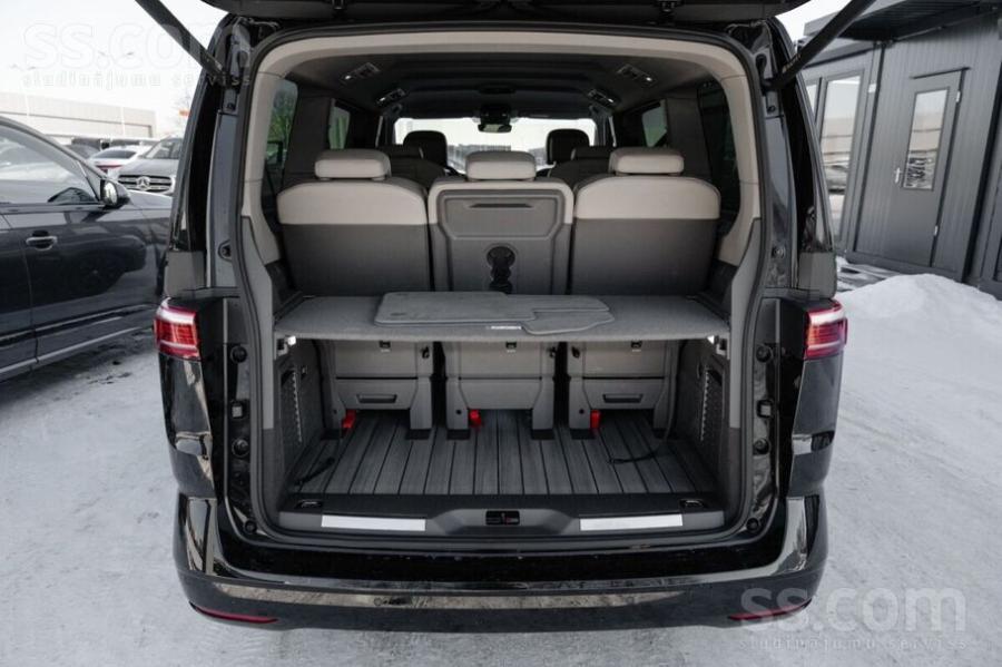 Melns Volkswagen Multivan 2024 Rīga, ar dzinēja tilpumu 2.00 L un nobraukumu 19 tūkst. km par 59900 €, foto 32 vietnē AUTOMOTO.COM.LV
