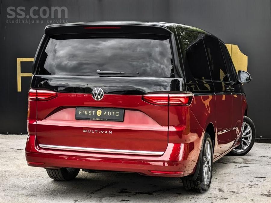 Black Volkswagen Multivan 2024 in Tukums, with an engine capacity of 2.00 L and mileage of 35 thousand km for 49990 €, photo 4 on AUTOMOTO.COM.LV