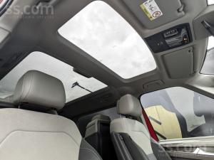 Black Volkswagen Multivan 2024 in Tukums, with an engine capacity of 2.00 L and mileage of 35 thousand km for 49990 €, photo 8 on AUTOMOTO.COM.LV