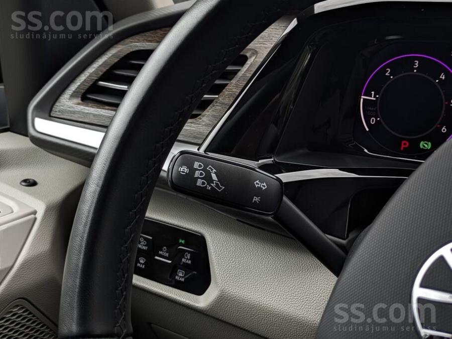 Black Volkswagen Multivan 2024 in Tukums, with an engine capacity of 2.00 L and mileage of 35 thousand km for 49990 €, photo 13 on AUTOMOTO.COM.LV
