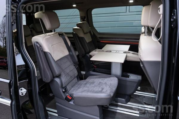 Melns Volkswagen Multivan 2026 Rīga, ar dzinēja tilpumu 2.00 L un nobraukumu 17 tūkst. km par 58700 €, foto 9 vietnē AUTOMOTO.COM.LV