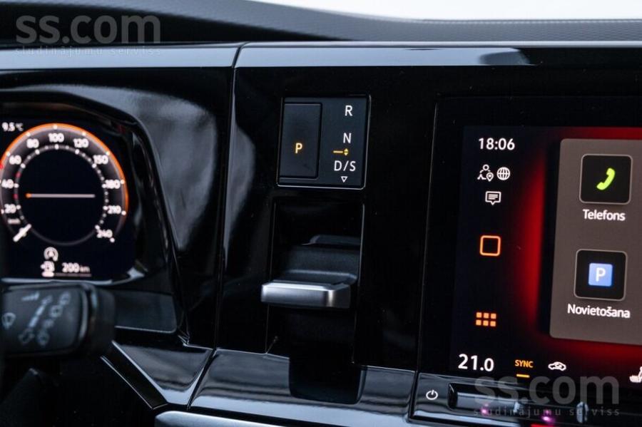 Black Volkswagen Multivan 2026 in Riga, with an engine capacity of 2.00 L and mileage of 17 thousand km for 58700 €, photo 20 on AUTOMOTO.COM.LV