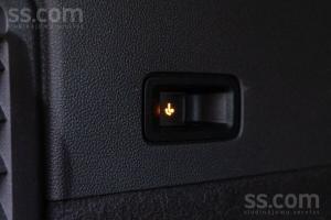 Black Volkswagen Multivan 2026 in Riga, with an engine capacity of 2.00 L and mileage of 17 thousand km for 58700 €, photo 23 on AUTOMOTO.COM.LV