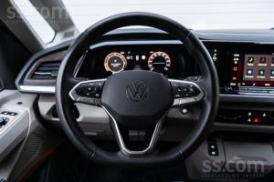 Black Volkswagen Multivan 2026 in Riga, with an engine capacity of 2.00 L and mileage of 17 thousand km for 58700 €, photo 28 on AUTOMOTO.COM.LV