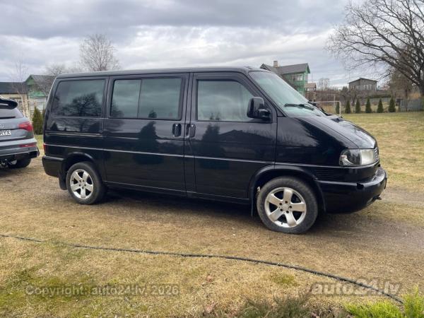 Black Volkswagen Multivan 2003 in Rapla, with an engine capacity of 2.50 L and mileage of 443 thousand km for 5500 €, photo 2 on AUTOMOTO.COM.LV