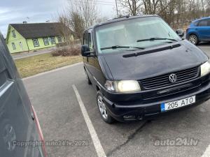Melns Volkswagen Multivan 2003 Rapla, ar dzinēja tilpumu 2.50 L un nobraukumu 443 tūkst. km par 5500 €, foto 7 vietnē AUTOMOTO.COM.LV
