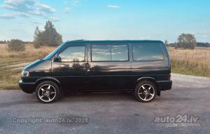 Melns Volkswagen Multivan 2003 Rapla, ar dzinēja tilpumu 2.50 L un nobraukumu 443 tūkst. km par 5500 €, foto 13 vietnē AUTOMOTO.COM.LV