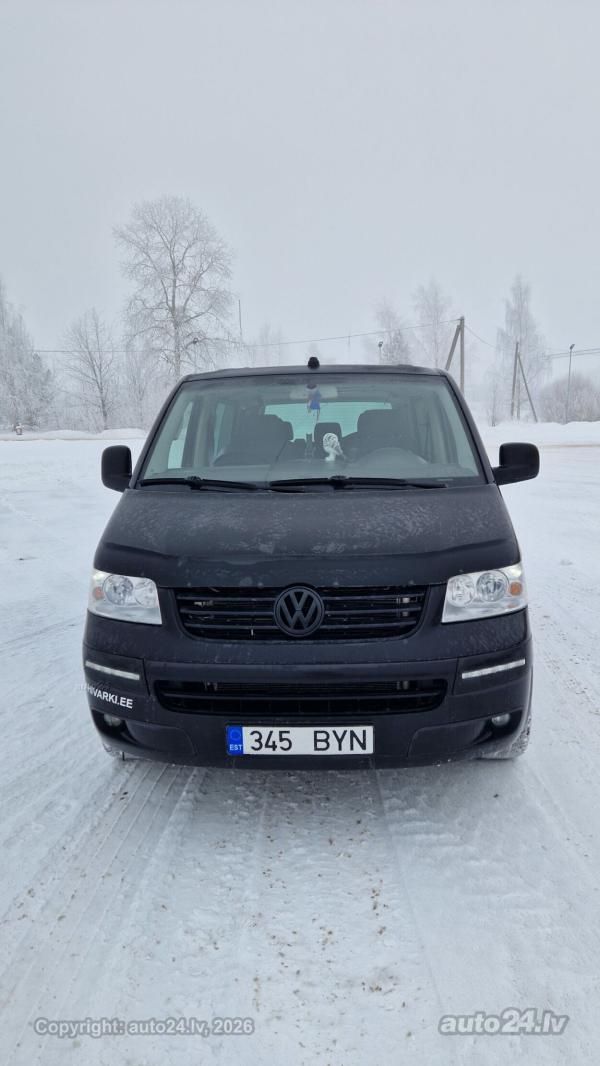Black Volkswagen Multivan 2004 in Jogeva, with an engine capacity of 2.50 L and mileage of 0 thousand km for 6999 €, photo 2 on AUTOMOTO.COM.LV