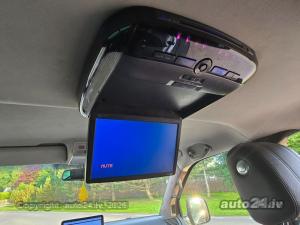 Melns Volkswagen Multivan 2005 Tallina, ar dzinēja tilpumu 2.50 L un nobraukumu 488 tūkst. km par 5990 €, foto 13 vietnē AUTOMOTO.COM.LV