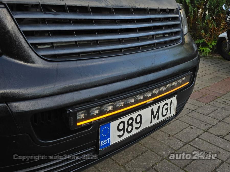 Melns Volkswagen Multivan 2005 Tallina, ar dzinēja tilpumu 2.50 L un nobraukumu 488 tūkst. km par 5990 €, foto 27 vietnē AUTOMOTO.COM.LV