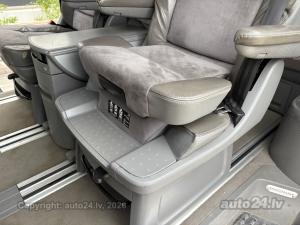 Melns Volkswagen Multivan 2006 Rapla, ar dzinēja tilpumu 2.50 L un nobraukumu 480 tūkst. km par 6500 €, foto 14 vietnē AUTOMOTO.COM.LV