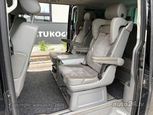 Melns Volkswagen Multivan 2006 Rapla, ar dzinēja tilpumu 2.50 L un nobraukumu 480 tūkst. km par 6500 €, foto 17 vietnē AUTOMOTO.COM.LV