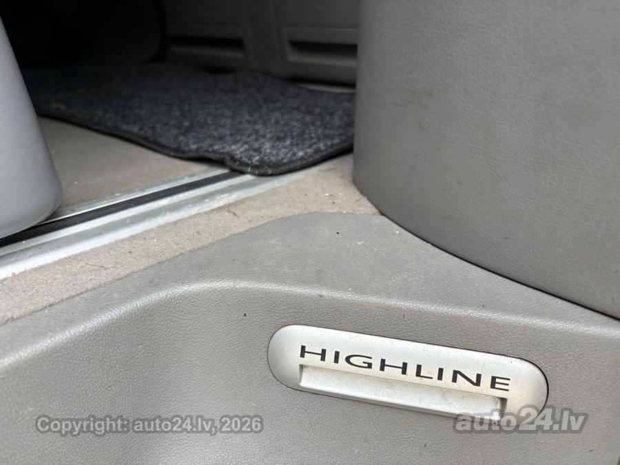 Melns Volkswagen Multivan 2006 Rapla, ar dzinēja tilpumu 2.50 L un nobraukumu 480 tūkst. km par 6500 €, foto 19 vietnē AUTOMOTO.COM.LV
