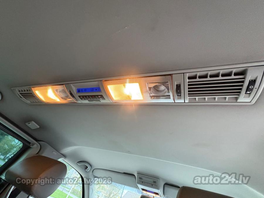 Melns Volkswagen Multivan 2006 Rapla, ar dzinēja tilpumu 2.50 L un nobraukumu 480 tūkst. km par 6500 €, foto 25 vietnē AUTOMOTO.COM.LV