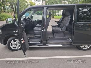 Black Volkswagen Multivan 2006 in Tallinn, with an engine capacity of 2.50 L and mileage of 368 thousand km for 5900 €, photo 10 on AUTOMOTO.COM.LV