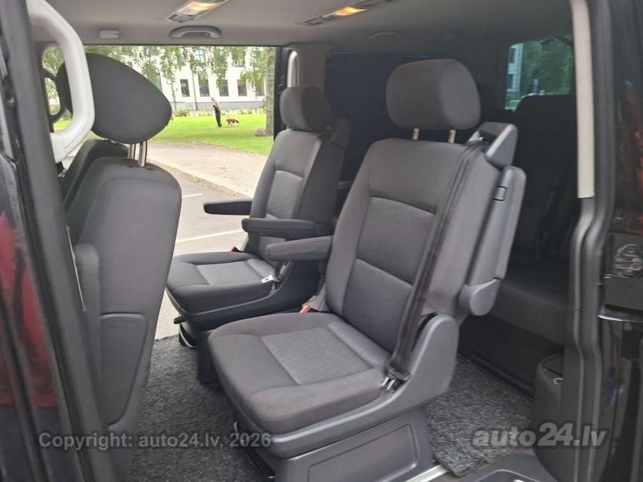 Black Volkswagen Multivan 2006 in Tallinn, with an engine capacity of 2.50 L and mileage of 368 thousand km for 5900 €, photo 11 on AUTOMOTO.COM.LV
