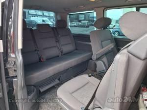 Black Volkswagen Multivan 2006 in Tallinn, with an engine capacity of 2.50 L and mileage of 368 thousand km for 5900 €, photo 13 on AUTOMOTO.COM.LV
