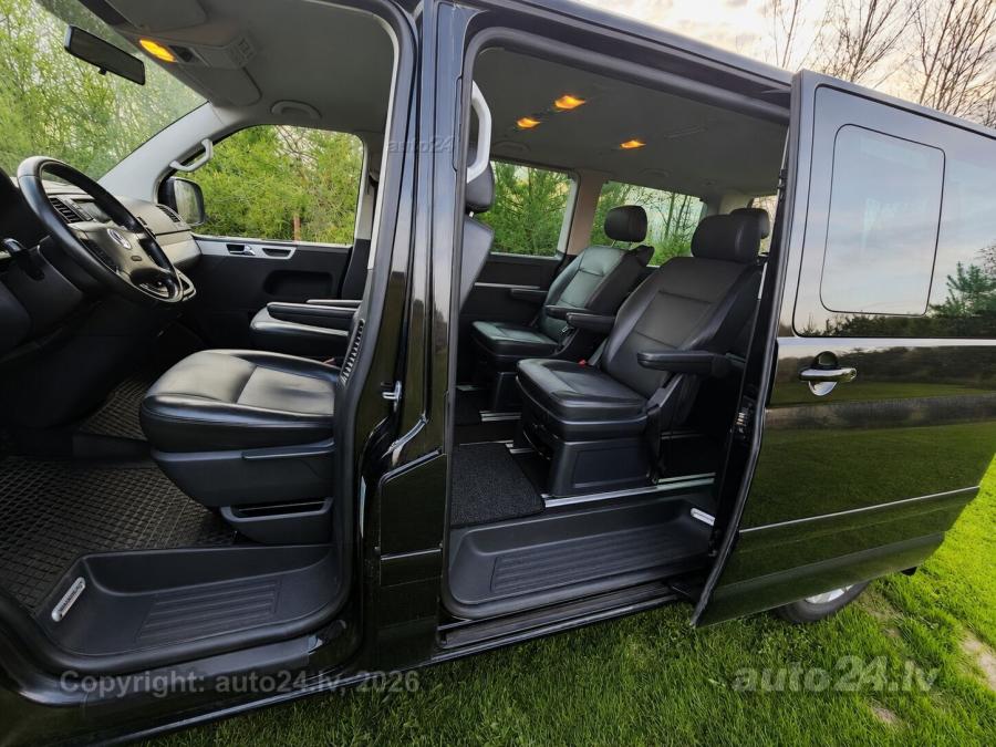 Black Volkswagen Multivan 2008 in Tapa, with an engine capacity of 2.50 L and mileage of 333 thousand km for 7500 €, photo 3 on AUTOMOTO.COM.LV