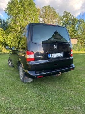 Black Volkswagen Multivan 2008 in Narva, with an engine capacity of 2.50 L and mileage of 160 thousand km for 8500 €, photo 3 on AUTOMOTO.COM.LV