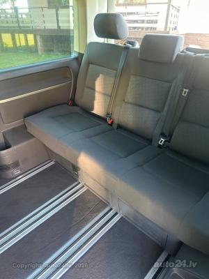 Black Volkswagen Multivan 2008 in Narva, with an engine capacity of 2.50 L and mileage of 160 thousand km for 8500 €, photo 6 on AUTOMOTO.COM.LV
