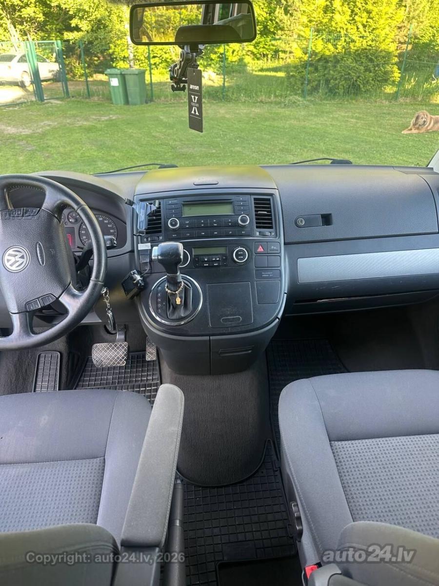 Black Volkswagen Multivan 2008 in Narva, with an engine capacity of 2.50 L and mileage of 160 thousand km for 8500 €, photo 9 on AUTOMOTO.COM.LV