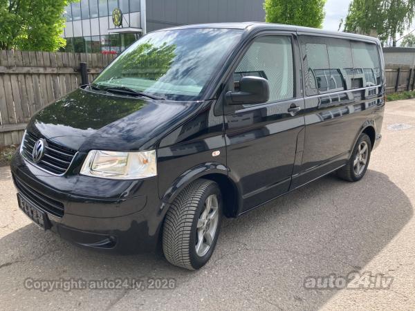 Melns Volkswagen Multivan 2008 Tartu, ar dzinēja tilpumu 2.50 L un nobraukumu 243 tūkst. km par 11900 €, foto 1 vietnē AUTOMOTO.COM.LV