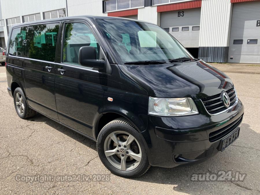 Black Volkswagen Multivan 2008 in Tartu, with an engine capacity of 2.50 L and mileage of 243 thousand km for 11900 €, photo 3 on AUTOMOTO.COM.LV