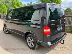 Black Volkswagen Multivan 2008 in Tartu, with an engine capacity of 2.50 L and mileage of 243 thousand km for 11900 €, photo 4 on AUTOMOTO.COM.LV