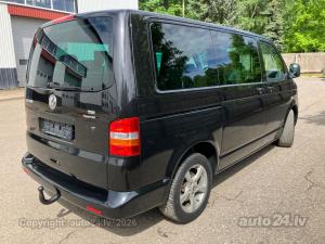 Black Volkswagen Multivan 2008 in Tartu, with an engine capacity of 2.50 L and mileage of 243 thousand km for 11900 €, photo 5 on AUTOMOTO.COM.LV