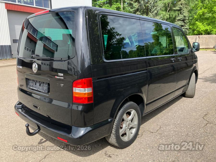 Black Volkswagen Multivan 2008 in Tartu, with an engine capacity of 2.50 L and mileage of 243 thousand km for 11900 €, photo 5 on AUTOMOTO.COM.LV