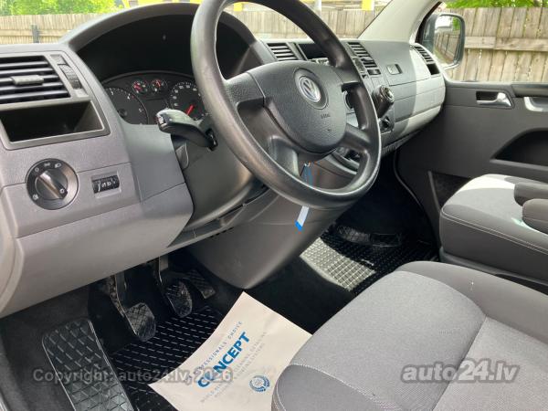 Melns Volkswagen Multivan 2008 Tartu, ar dzinēja tilpumu 2.50 L un nobraukumu 243 tūkst. km par 11900 €, foto 6 vietnē AUTOMOTO.COM.LV