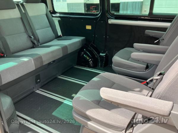 Melns Volkswagen Multivan 2008 Tartu, ar dzinēja tilpumu 2.50 L un nobraukumu 243 tūkst. km par 11900 €, foto 10 vietnē AUTOMOTO.COM.LV