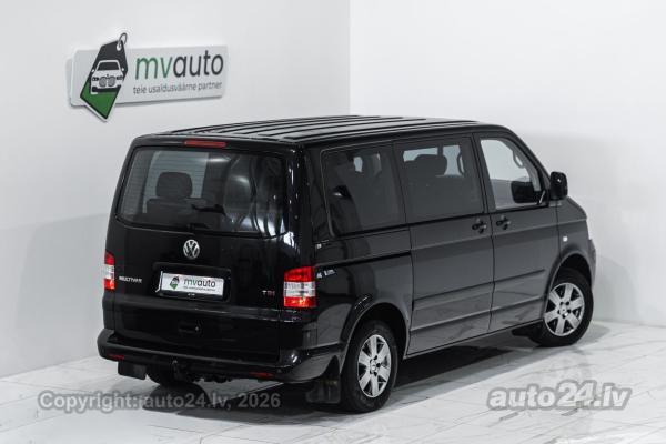 Black Volkswagen Multivan 2008 in Tallinn, with an engine capacity of 2.50 L and mileage of 160 thousand km for 10990 €, photo 2 on AUTOMOTO.COM.LV