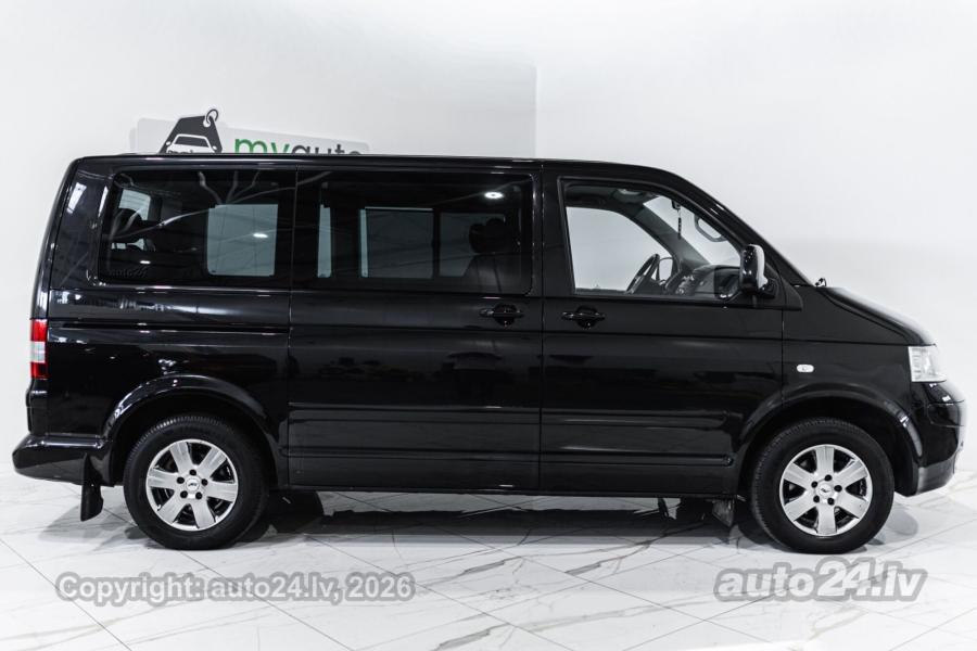 Black Volkswagen Multivan 2008 in Tallinn, with an engine capacity of 2.50 L and mileage of 160 thousand km for 10990 €, photo 11 on AUTOMOTO.COM.LV