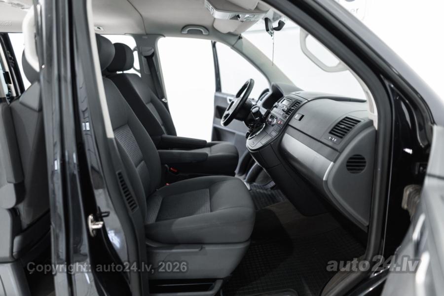 Black Volkswagen Multivan 2008 in Tallinn, with an engine capacity of 2.50 L and mileage of 160 thousand km for 10990 €, photo 15 on AUTOMOTO.COM.LV