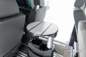 Black Volkswagen Multivan 2008 in Tallinn, with an engine capacity of 2.50 L and mileage of 160 thousand km for 10990 €, photo 25 on AUTOMOTO.COM.LV