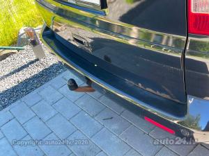 Melns Volkswagen Multivan 2008 Tallina, ar dzinēja tilpumu 2.50 L un nobraukumu 390 tūkst. km par 7800 €, foto 14 vietnē AUTOMOTO.COM.LV