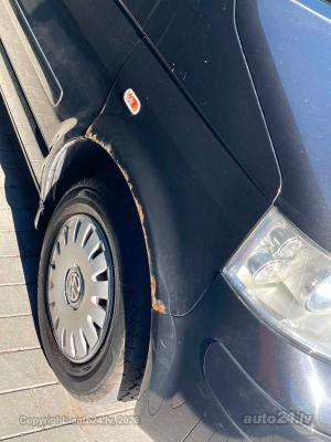 Melns Volkswagen Multivan 2008 Tallina, ar dzinēja tilpumu 2.50 L un nobraukumu 390 tūkst. km par 7800 €, foto 16 vietnē AUTOMOTO.COM.LV