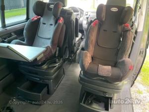 Melns Volkswagen Multivan 2008 Tallina, ar dzinēja tilpumu 2.50 L un nobraukumu 390 tūkst. km par 7800 €, foto 17 vietnē AUTOMOTO.COM.LV