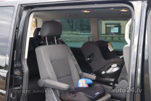 Melns Volkswagen Multivan 2010 Tallina, ar dzinēja tilpumu 2.00 L un nobraukumu 378 tūkst. km par 14500 €, foto 10 vietnē AUTOMOTO.COM.LV