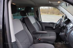 Melns Volkswagen Multivan 2010 Tallina, ar dzinēja tilpumu 2.00 L un nobraukumu 378 tūkst. km par 14500 €, foto 12 vietnē AUTOMOTO.COM.LV